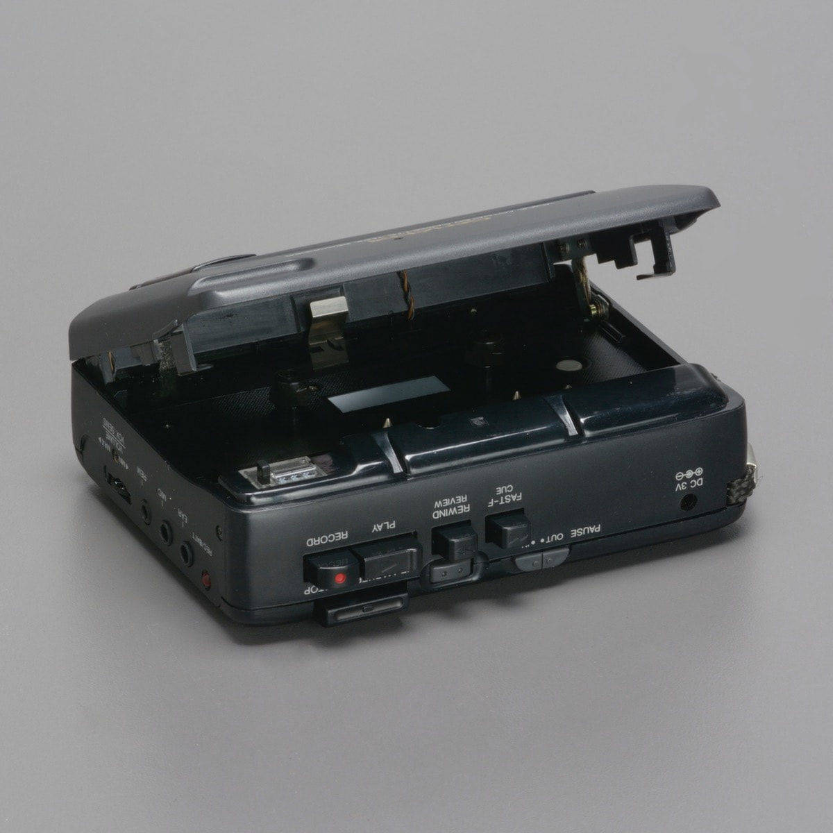RADIO SHACK Genexxa CTR-96 Voice Actuated Compact Cassette Tape ...